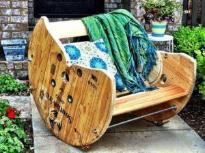 36 Wooden Cable Reel Recycling Ideas | Upcycle Art