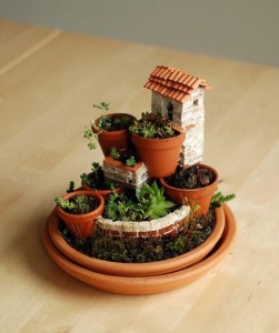 Ideas For Mini Gardens | Upcycle Art