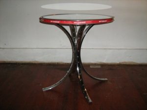 Tables Made With Recycled Wheels Of Bike | Upcycle Art