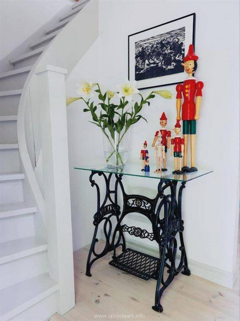 Furniture Ideas with Recycled Sewing Machines | Upcycle Art