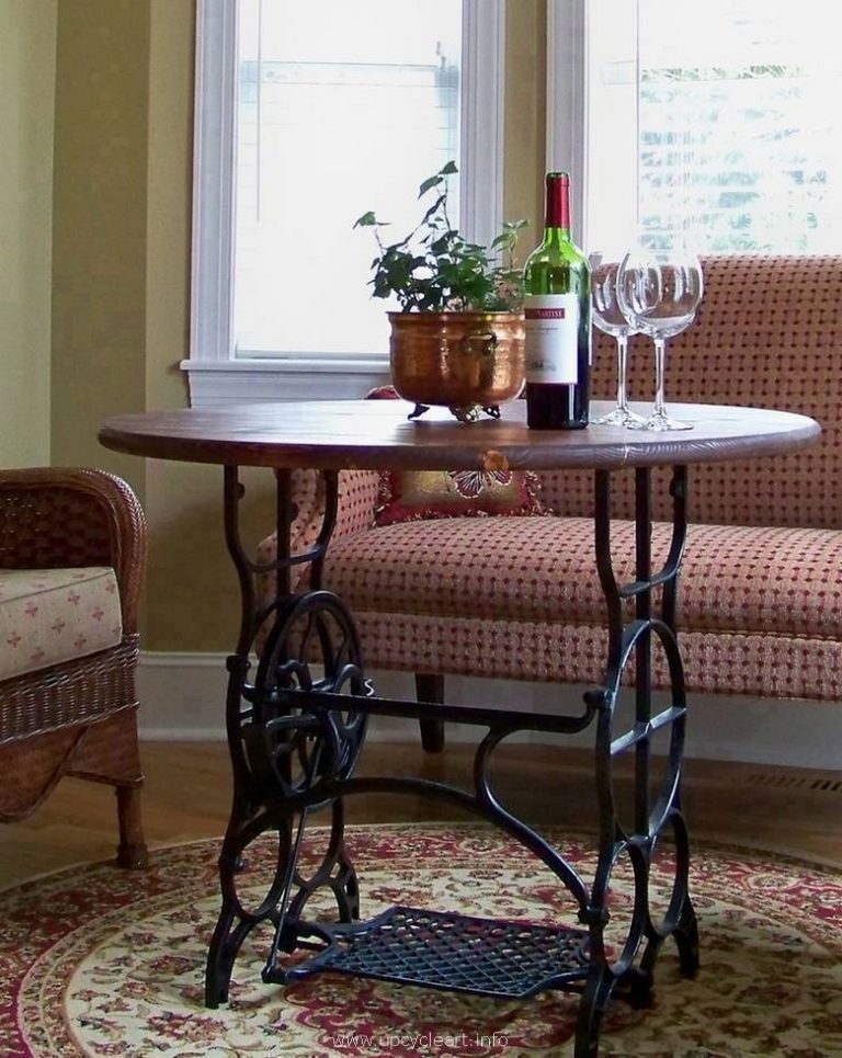 Furniture Ideas with Recycled Sewing Machines | Upcycle Art